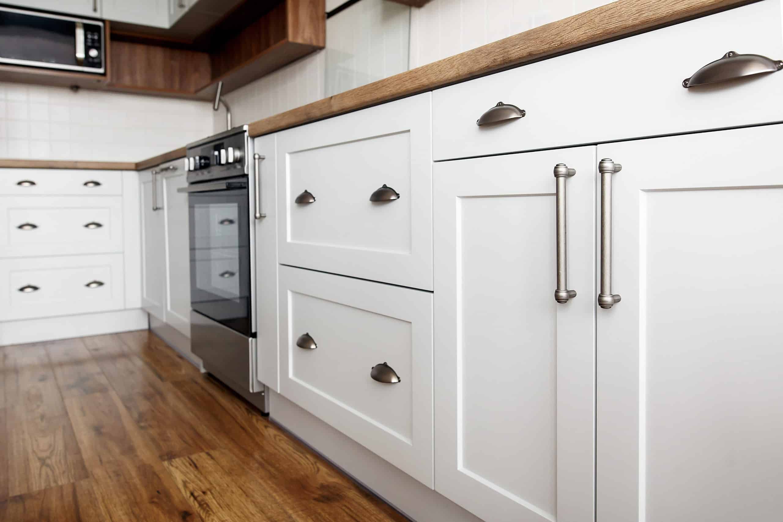Cabinets for Less Manchester: Cabinet Color Trends - Cabinet Outlet