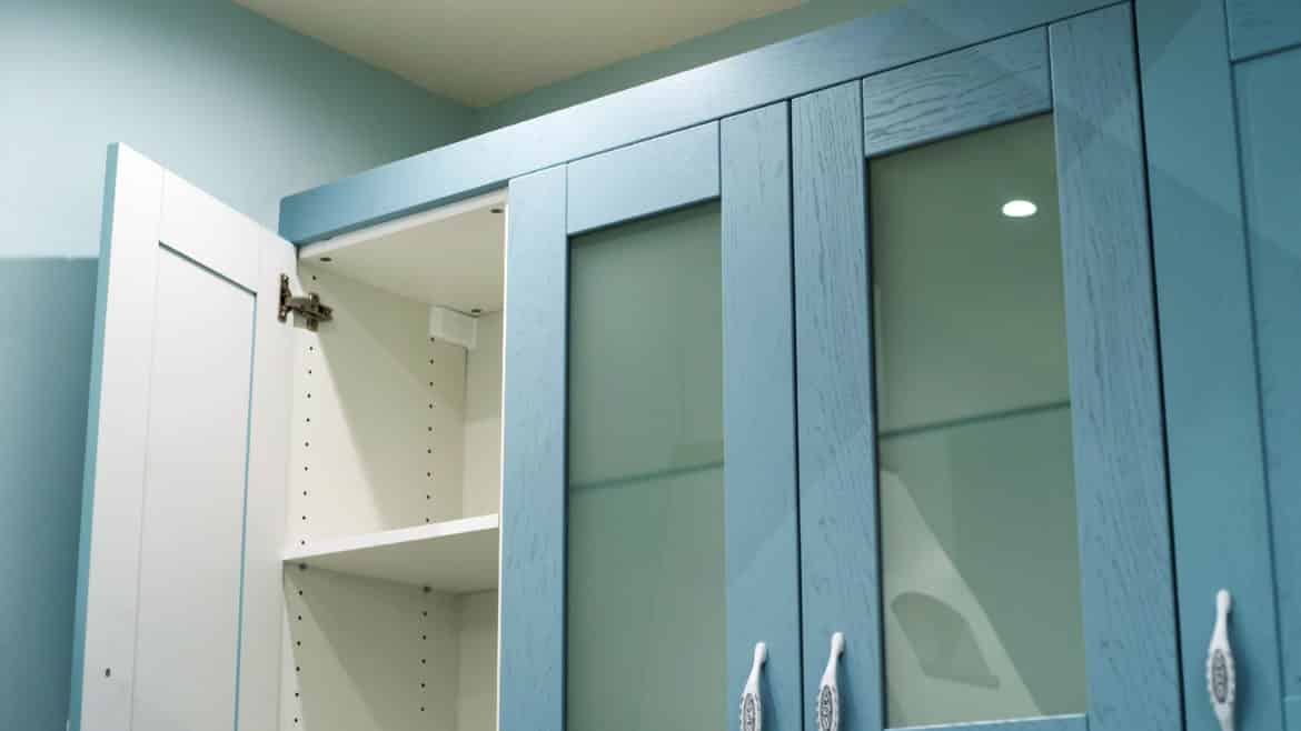 Cabinets for Less Manchester: Cabinet Color Trends - Cabinet Outlet